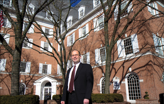 Alumni Bankers Emphasize Community Service & Stewardship – Crossroads ...