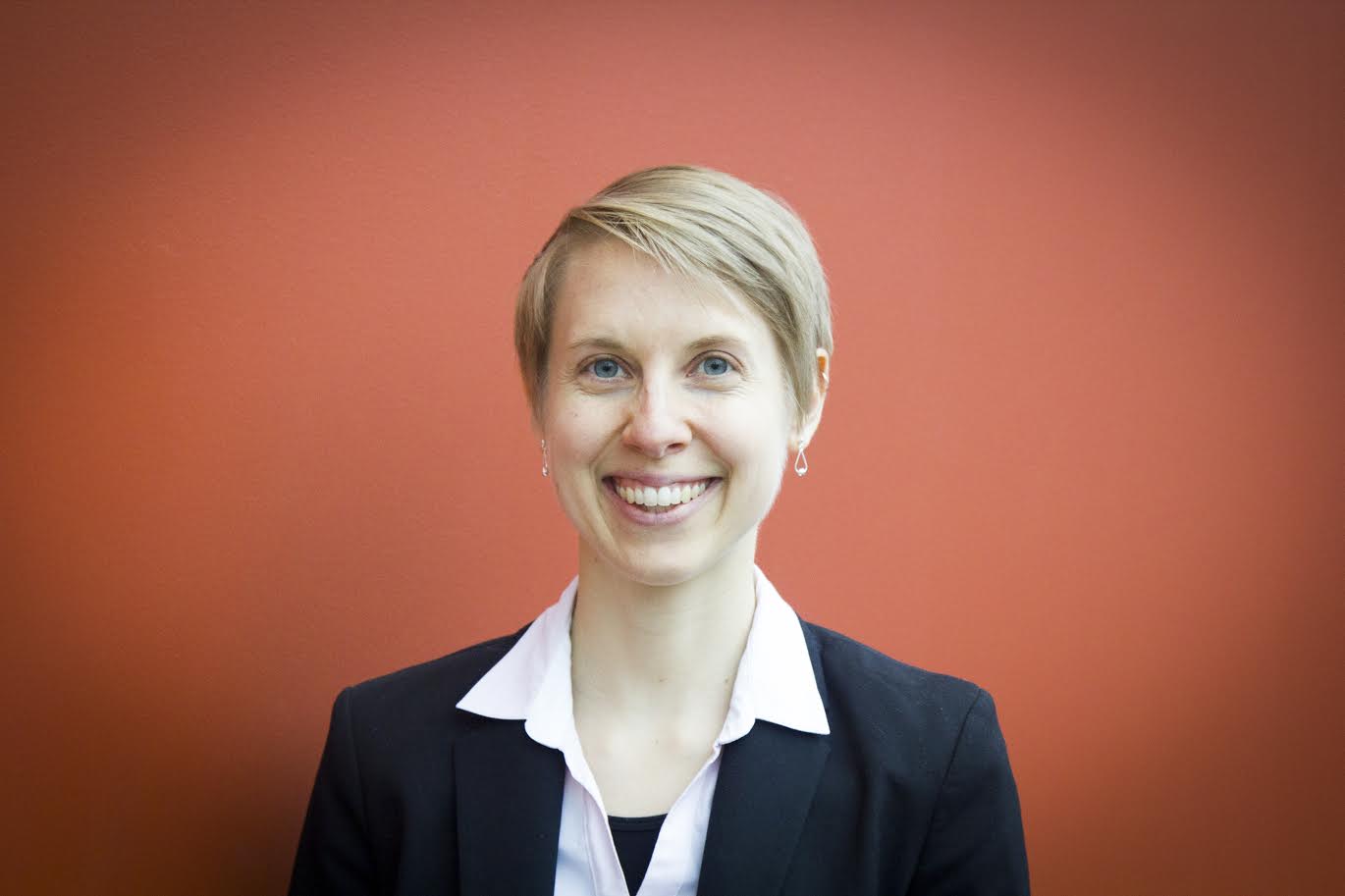 Alumna helps to win record-setting settlement in age discrimination ...