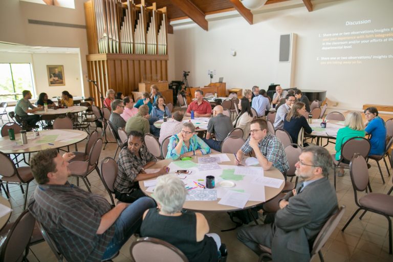 20180510-Faculty Staff Conference-015-1000px - EMU News