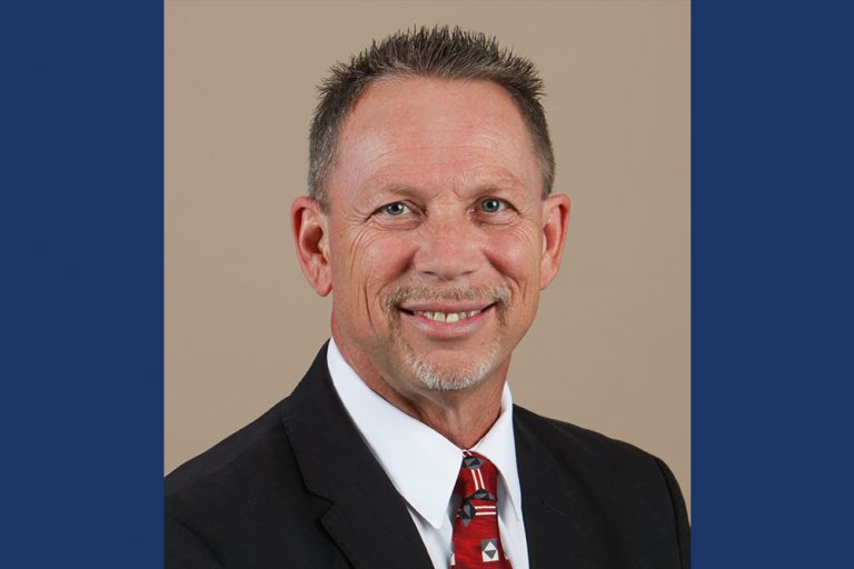 Florida pastor honored for generosity to Cape Coral community - EMU News